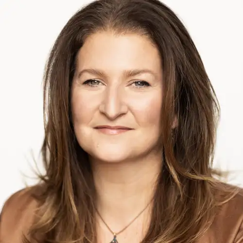 Lisa Bélanger - Nova Global